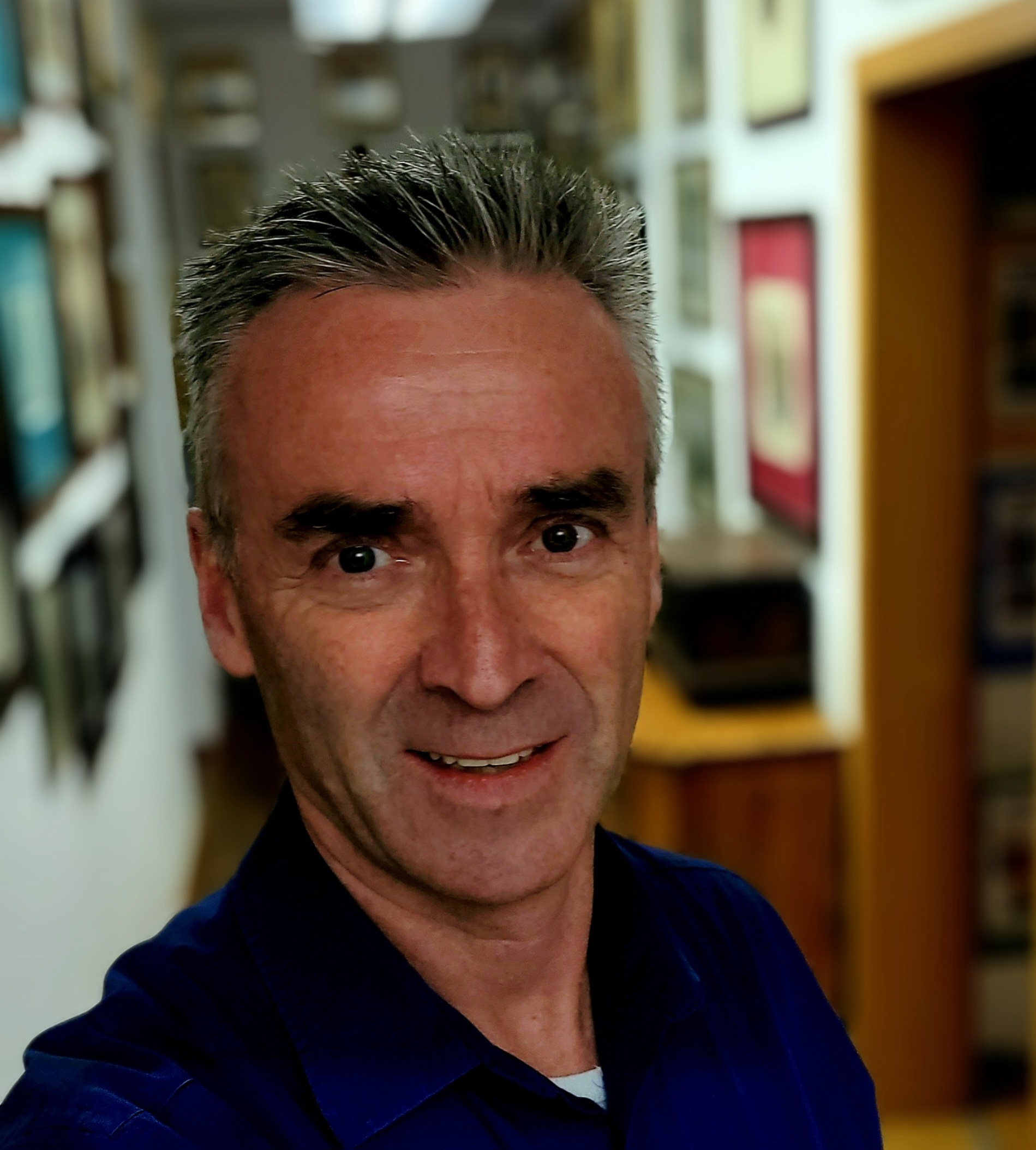 Kunst ist, was sie ist Von David Dobbs - busy-people-art